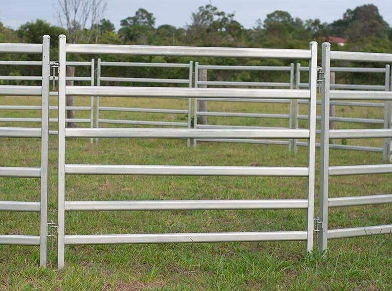 Farm Gate Ranch Gate Horse Raising Sheep Cattle Fence Farm Gate ...